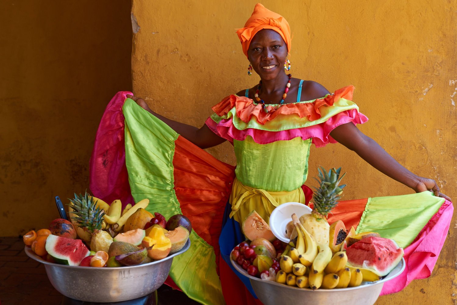 What Are Cultural Norms for Colombia Tours?